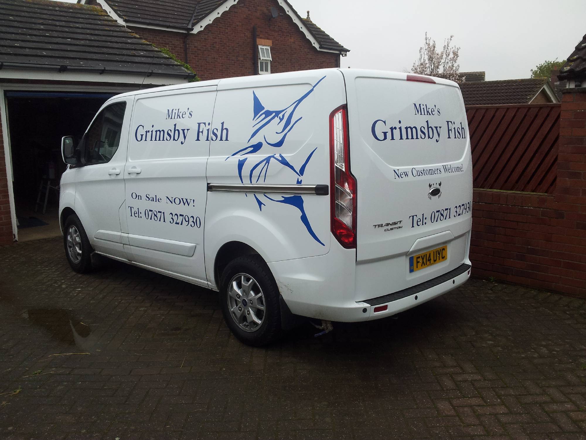 Vehicle graphics by Scunthorpe Signs
